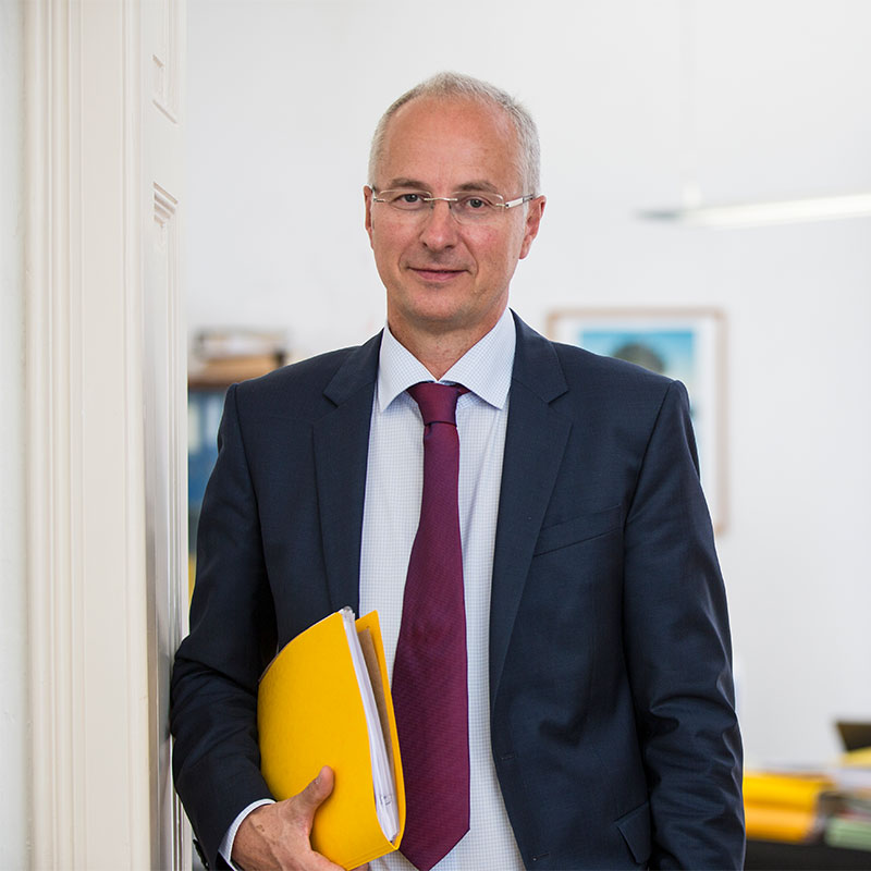 Notar in Gmunden | Notariatskanzlei Dr. Gerhard WEINBERGER in Gmunden